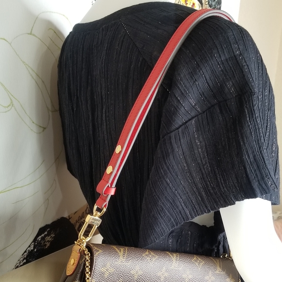 Louis Vuitton | Bags | New Unused Louis Vuitton Neonoe Red Shoulder ...